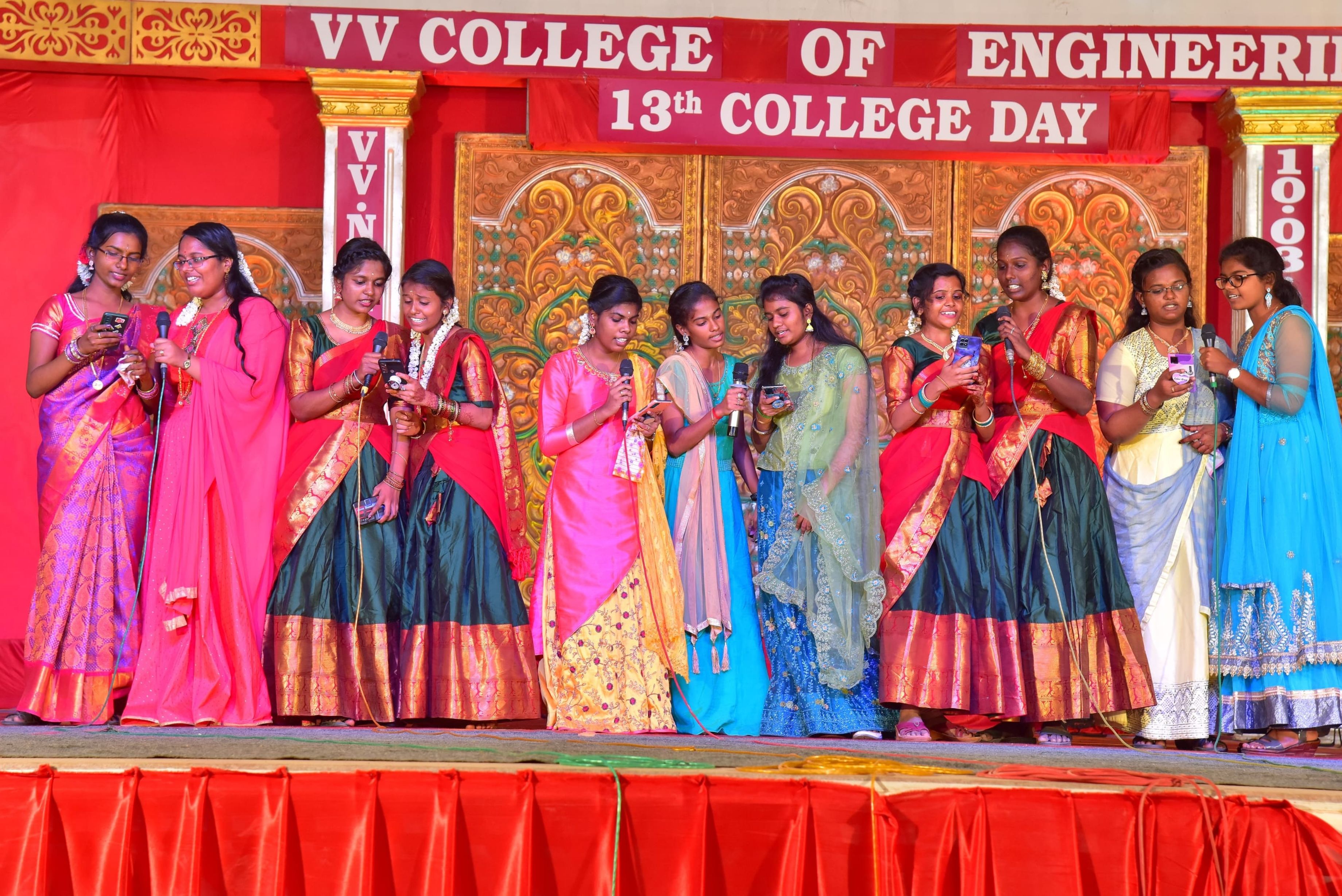 13th College Day | V V College of Engineering | Best Engineering ...