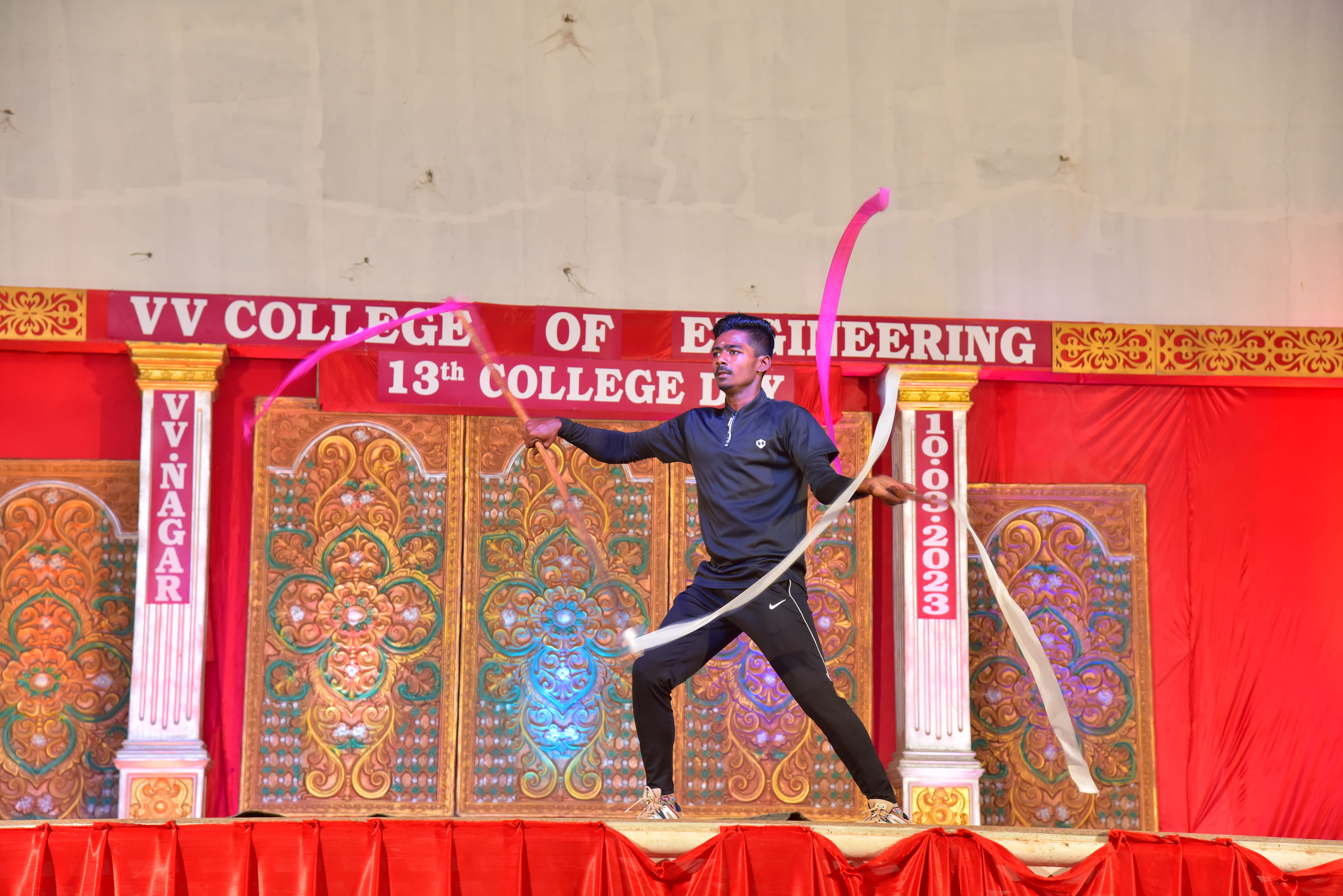 13th College Day | V V College of Engineering | Best Engineering ...